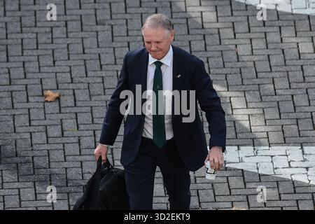 England coach arrives during the Quilter Nations Series 2025 match ...