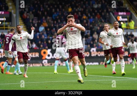 Arsenal's Viktor Gyokeres celebrates scoring their side's second goal ...