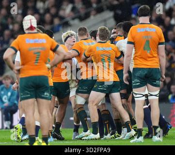 Australia players during the Quilter Nations Series match at the Aviva ...