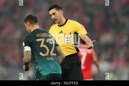 from left: Marco Friedl (Bremen), referee Benjamin Brand Bremen ...