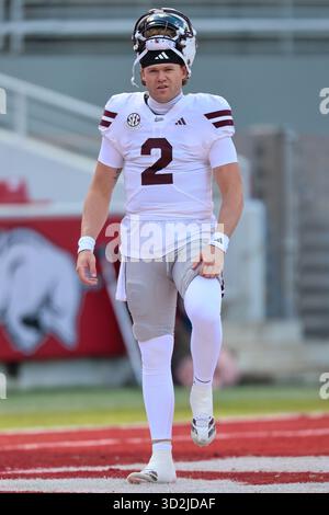 Mississippi State quarterback Blake Shapen (2) looks to pass against ...