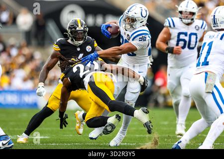 Pittsburgh Steelers safety Kyle Dugger (29) celebrates with teammates ...