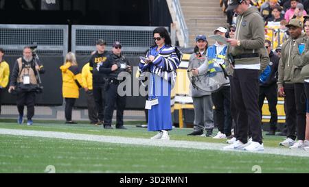 Indianapolis Colts owner and CEO Carlie Irsay-Gordon heads to the field ...