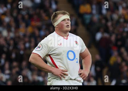 Fin Baxter of England during the Quilter Nations Series 2025 match ...