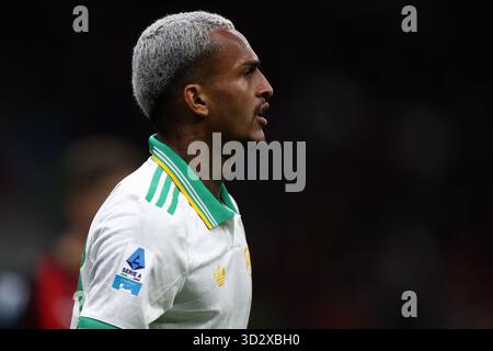 Wesley Franca of AS Roma looks on during the Serie A football match ...