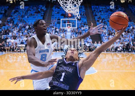 North Carolina forward Caleb Wilson (8) reverse dunks during the second ...