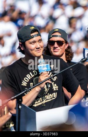 17 November 2025 - Los Angeles, California - Cailee Spaeny, Mila Kunis ...