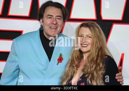 London, UK, 15th November 2025 England captain Maro Itoje shouts ...