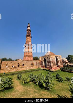 Qutub Minar Campus Stock Photo - Alamy