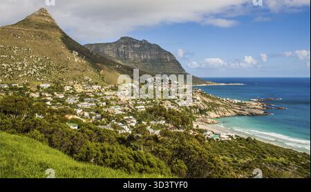 In south africa cape town city skyline from table mountain Stock Photo ...
