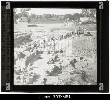 This glass diapositive shows the central part of the Sed festival in ...