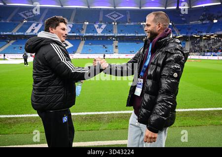 From left: Coach Merlin Polzin (HSV Hamburg), Referee Daniel Schlager ...