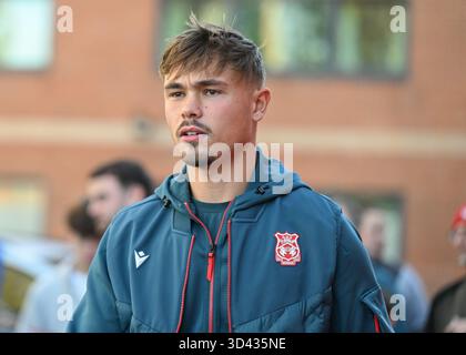 Wrexham's Callum Doyle arrives ahead of the Sky Bet Championship match ...