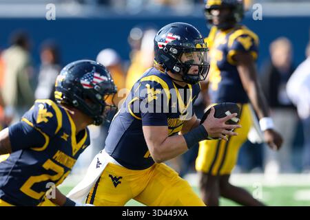 EAST HARTFORD, CT - NOVEMBER 15: UConn Huskies wide receiver Shamar ...
