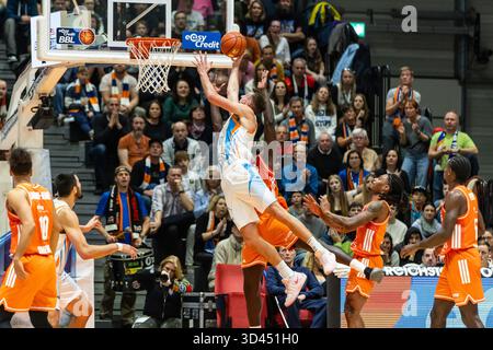 Joe Wieskamp (Science City Jena, #10) GER, BBL, Frankfurt Skyliners vs ...