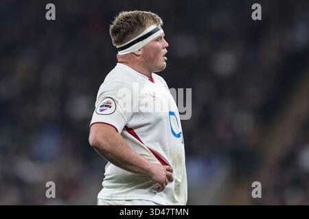 Fin Baxter of England during the Quilter Nations Series 2025 match ...