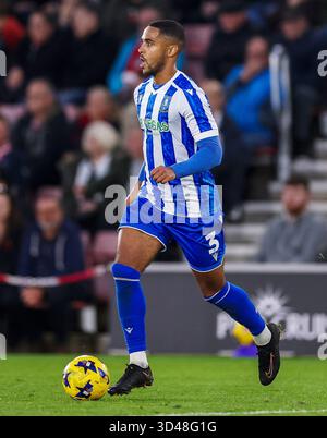 Sheffield Wednesday's Max Lowe during the Sky Bet Championship match at ...