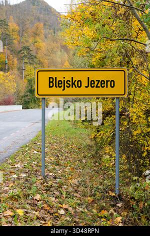Fall colors at Bled lake in Slovenia Stock Photo - Alamy