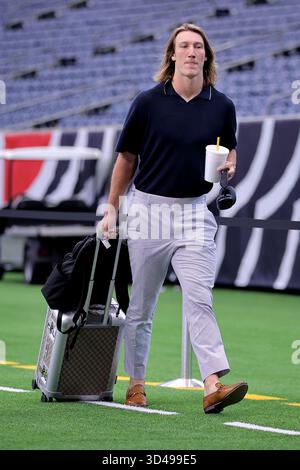 November 16, 2025: Jacksonville Jaguars defensive tackle Arik Armstead ...