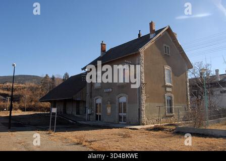 Osseja Railway Station Stock Photo - Alamy