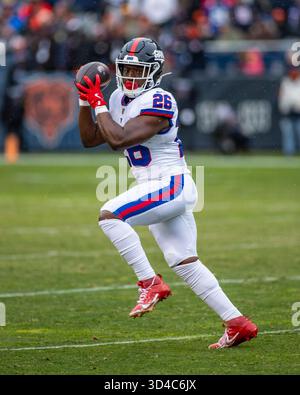 New York Giants' Devin Singletary runs for a touchdown during the first ...