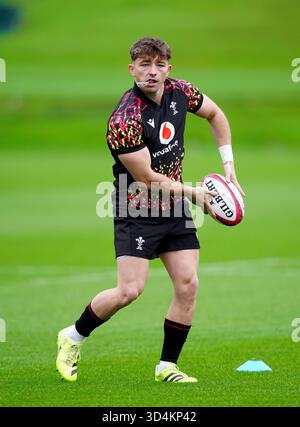 Wales' Dan Edwards during a training session at Vale Resort, Hensol ...