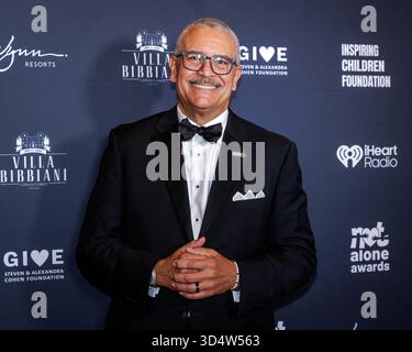 LAS VEGAS, NV - NOVEMBER 6: Daniel Keeping takes his best shot at an ...