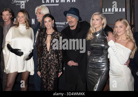 Demi Moore, Billy Bob Thornton, Ali Larter pose for photographers upon ...