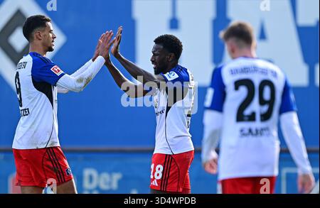 1:2 Goal, celebration, from left Joshua Kimmich, Serge Gnabry, goal ...