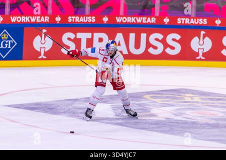 Ingolstadt, Germany November 16, 2025: DFB Cup Women - Round of 16 ...