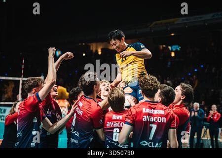 21 November 2025, Berlin: Soccer, Women, Bundesliga, Matchday 11, 1. FC ...