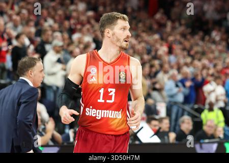 Andreas Obst (FC Bayern Basketball, #13) with ball, GER, FC Bayern ...