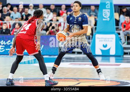 Cobe Williams (BMA365 Bamberg Baskets, #24), Michael Weathers (MLP ...