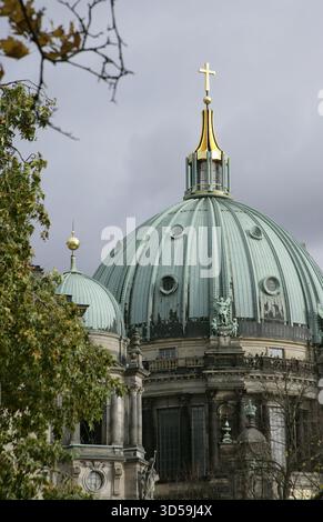 Berlin Cathedral, detail, built by Julius Raschdorff in neo-Renaissance ...