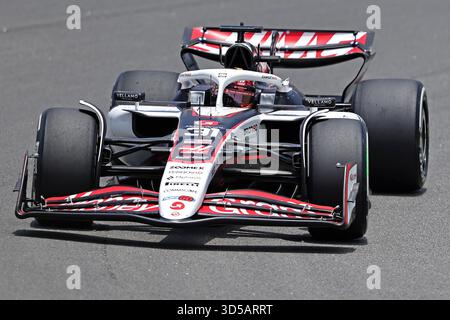 Esteban Ocon (FRA) Haas VF-25. 28.11.2025 Formula 1 World Championship ...