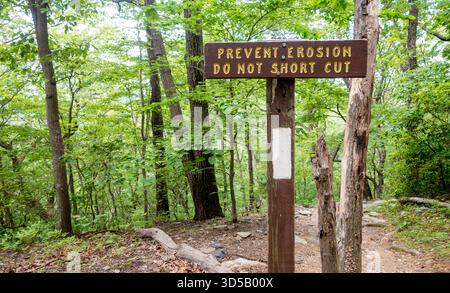 Fragile habitat stay on the trail sign. Bilingual warning sign for ...