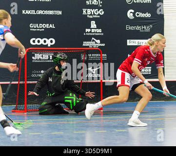 Jönköping, Sweden. 8 August, 2025. Hovslätts center 23 Teddy Hultberg ...