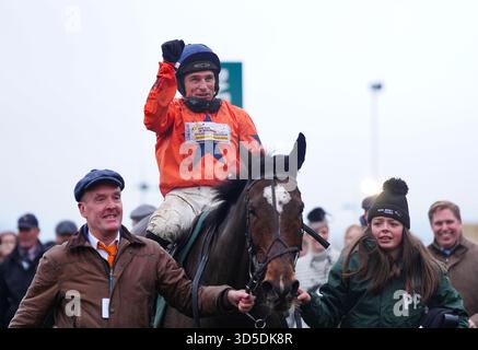 Panic Attack ridden by Harry Skelton on their way to winning the Alder ...