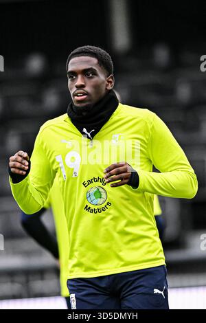 19, Michael Adu-Poku of Barrow AFC looks around during the Sky Bet ...