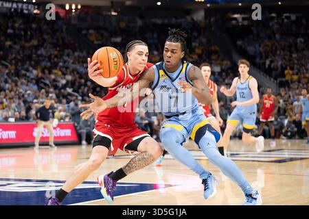 Maryland guard Darius Adams (1) in action during the second half of an ...