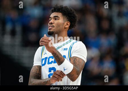 INGLEWOOD, CA - NOVEMBER 14: Donovan Dent #2 of the UCLA Bruins shoots ...