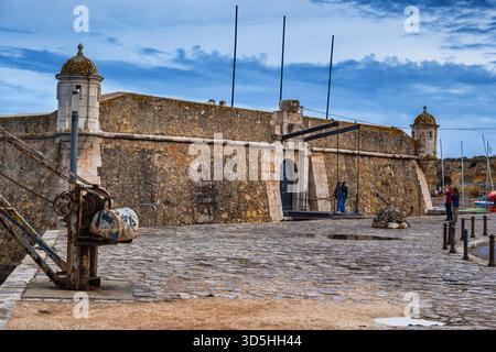 Historic fort in Lagos from the 17th century Stock Photo - Alamy