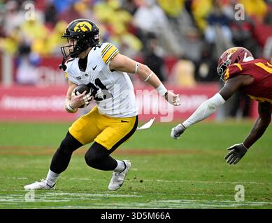 Iowa wide receiver Kaden Wetjen runs up field during the second half of ...
