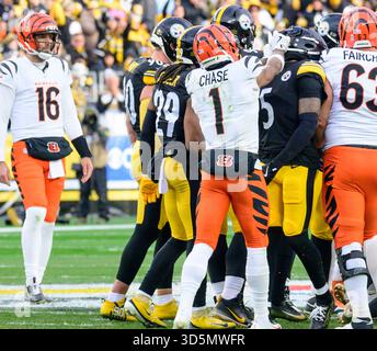 Pittsburgh Steelers wide receiver Chase Claypool (11) celebrates his ...