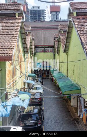 Bogyoke Aung San Market. Downtown Yangon, Myanmar Stock Photo - Alamy
