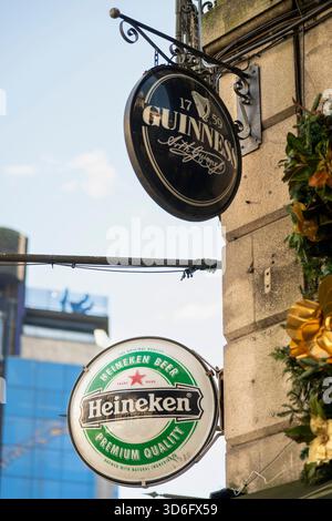 Heineken sign logo. Heineken is a Dutch multinational brewing company ...