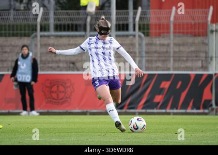 Paula Flach (SGS Essen), Google Pixel Frauen Bundesliga [Bundesliga ...