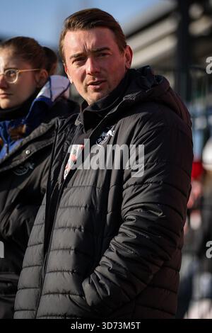 Head coach Jonas Stephan (RB Leipzig) looking disappointed ...