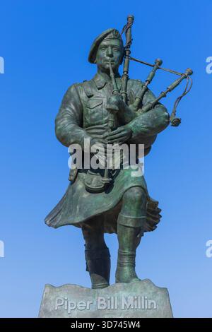 Piper Bill Millin Memorial (1922-2010) at Sword Beach (D-Day - 6 June ...