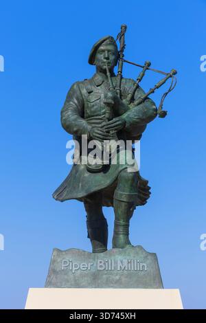Piper Bill Millin Memorial (1922-2010) at Sword Beach (D-Day - 6 June ...